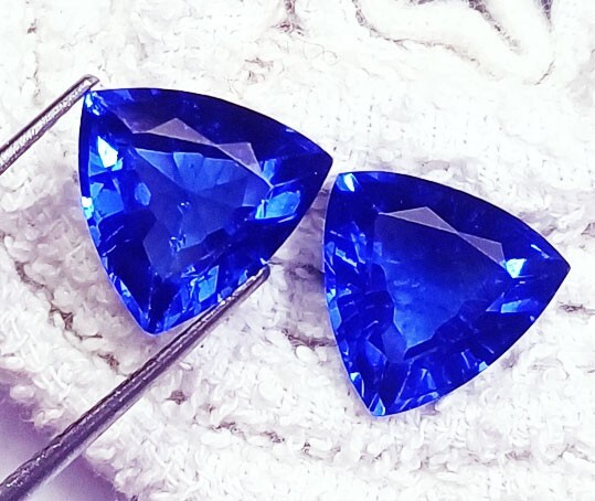 Natural Blue Sapphire Excellent Cut 18 Ct Certified Pair Loose Gemstone ...