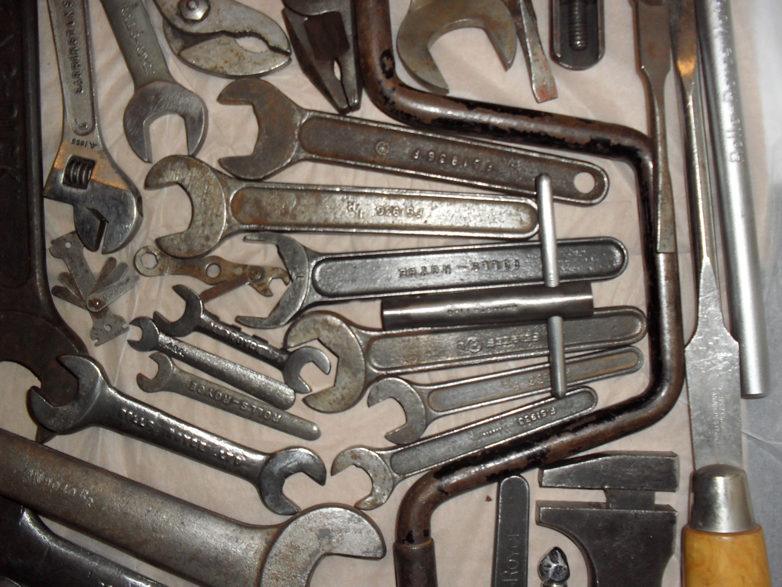 ROLLS ROYCE SPANNERS & WRENCHES CAR TOOLROLL 32 x PCS. GENUINE ROLLS ...