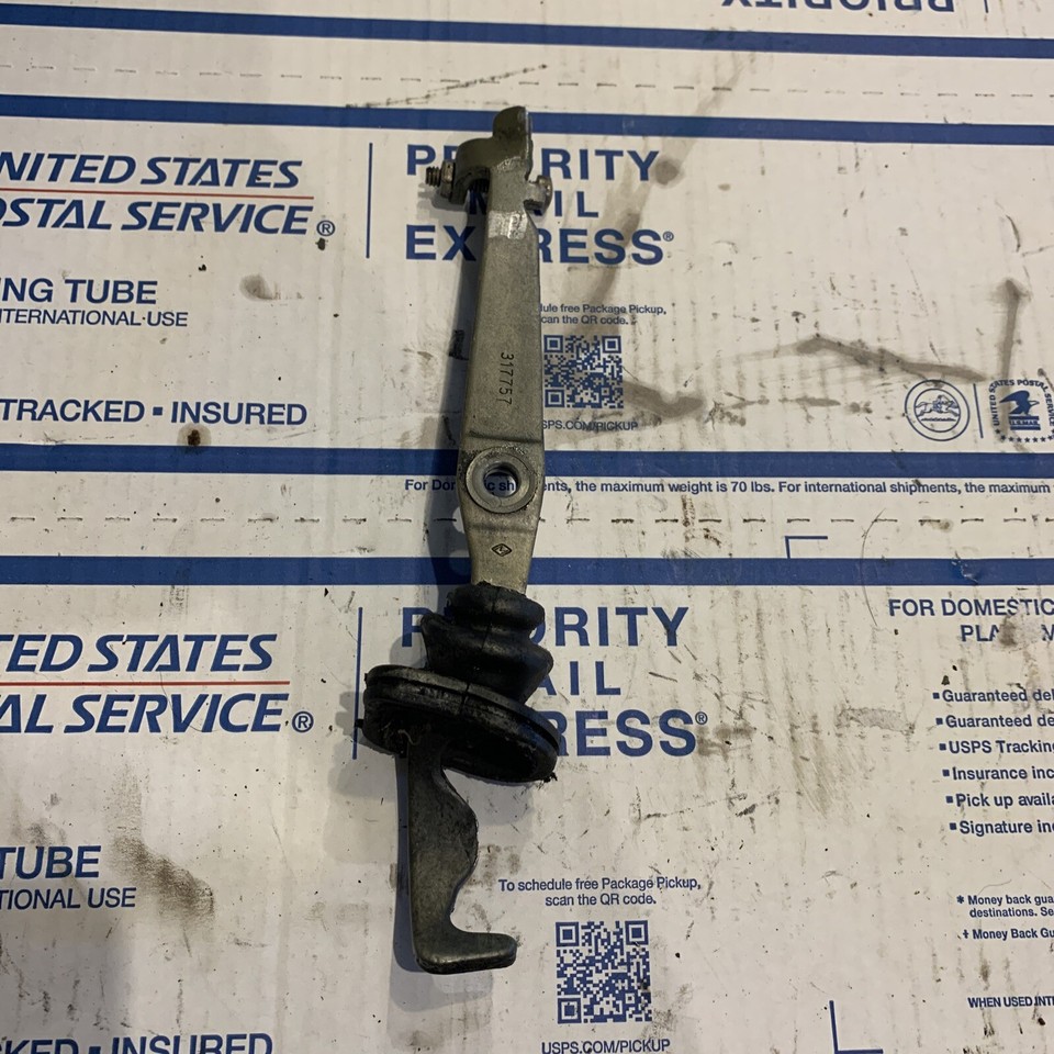 Johnson Evinrude 20 25 HP Shifter Lock Shift Interlock 0317757 | eBay