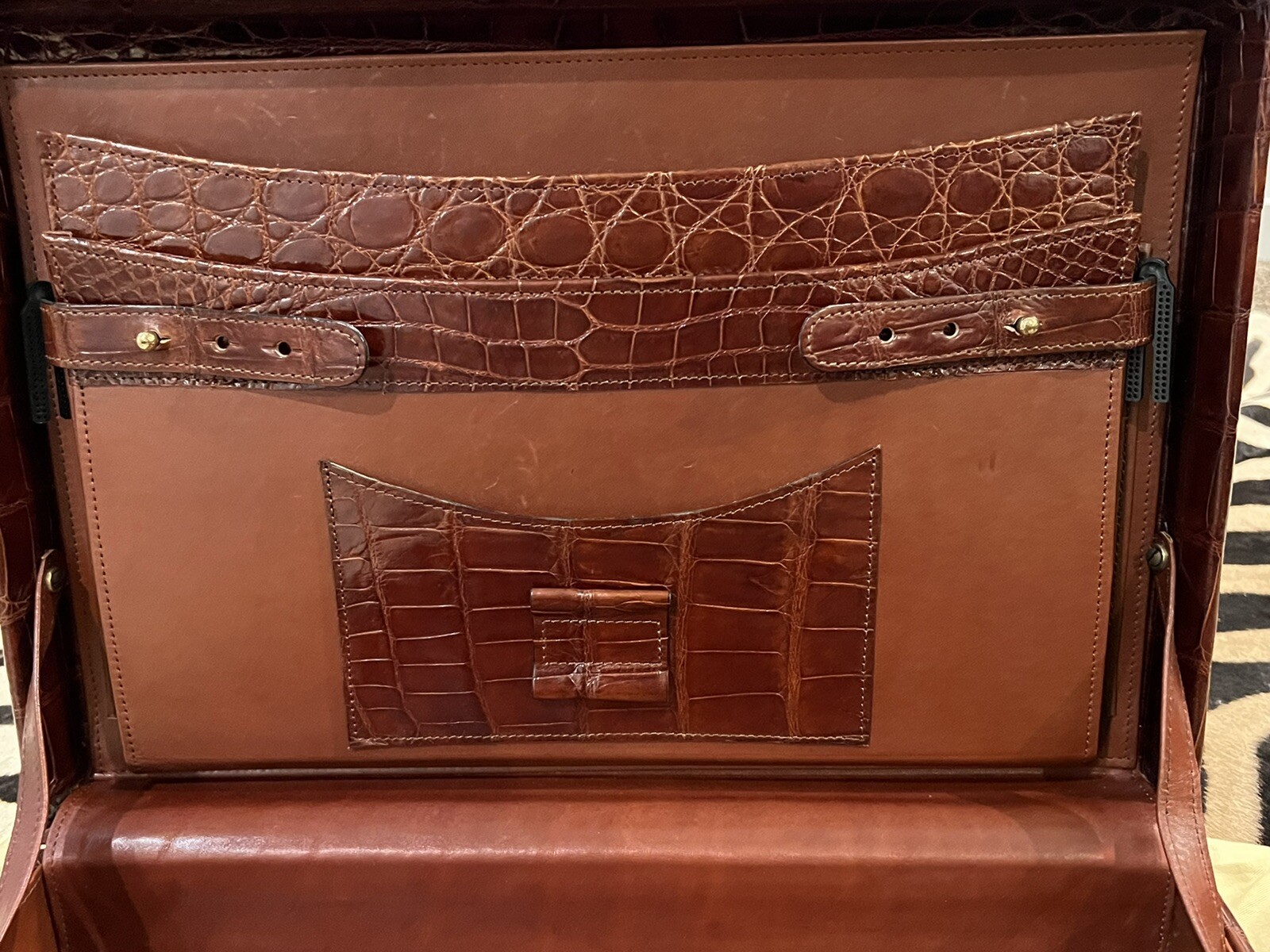Genuine Alligator Attaché Briefcase - Gem
