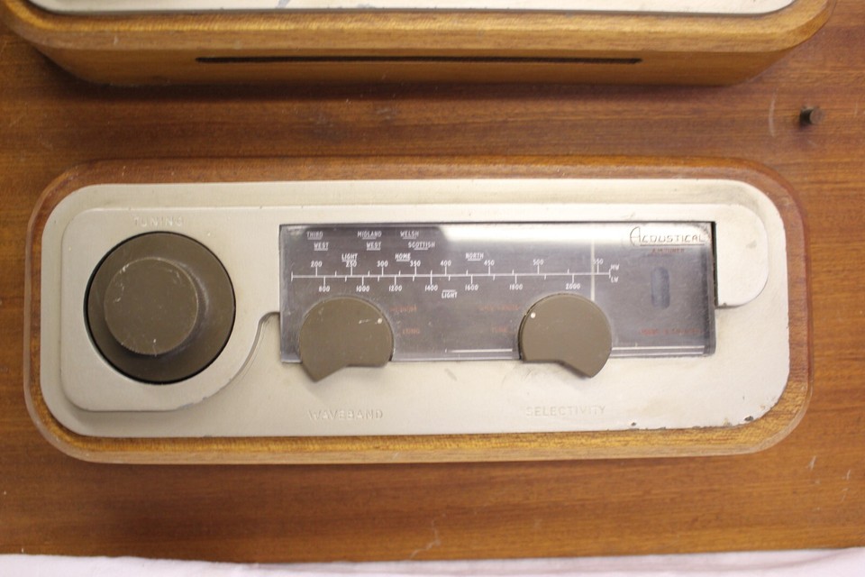 QUAD 33 STEREO PRE AMPLIFIER & ACOUSTICAL FM AM TUNERS SET READ ...