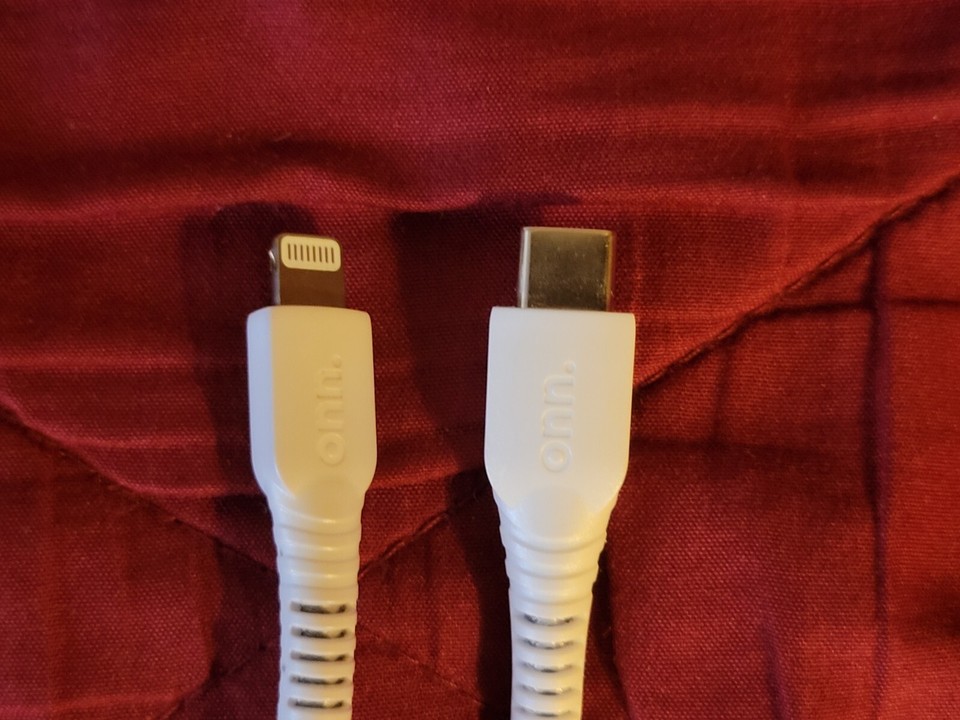 Genuine Apple 20W USB-C Power Adapter (A2305) EMC3597 & USB-C to ...