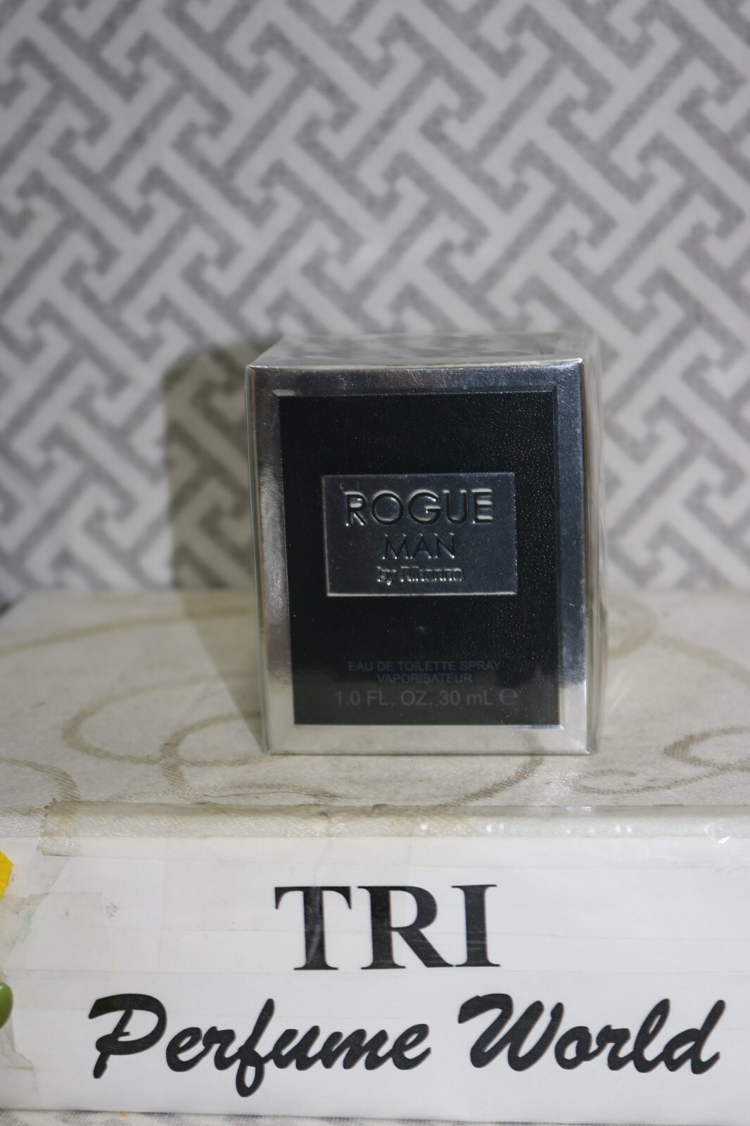 ROGUE MAN by Rihanna Eau de Toilette Men Spray 1 fl. oz. Sealed | eBay