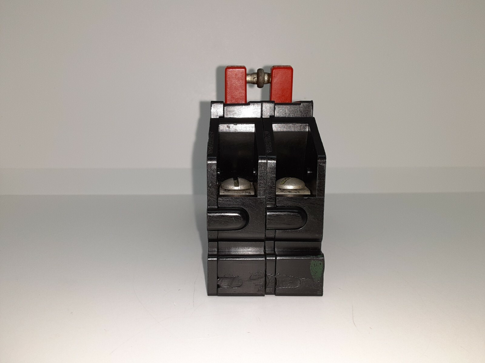 ZINSCO Q220 2 Pole 20 AMP 120/240 CIRCUIT BREAKER TYPE QC THICK Red ...