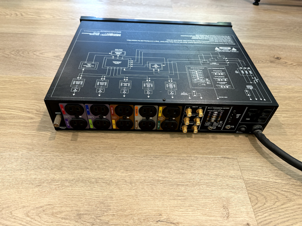 Monster Power Home Theatre Reference Powercenter HTS 5100 Power Center ...