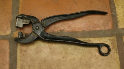 E24 - VINTAGE E.C. STERNS & CO SYRACUSE NY TRIANGLE PUNCH TOOL (?) | eBay