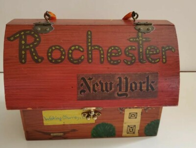 Vtg Wooden Box Barn Purse Pocketbook Farmhouse Rochester NY Travel ...