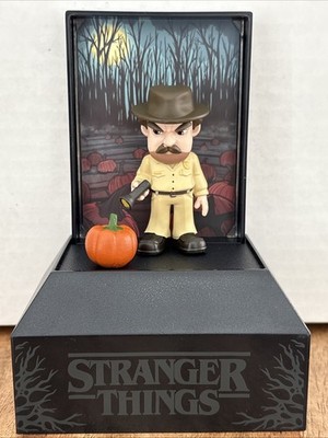 Stranger Things Netflix Character Figure Hopper with Flashlight Pumpkin ...