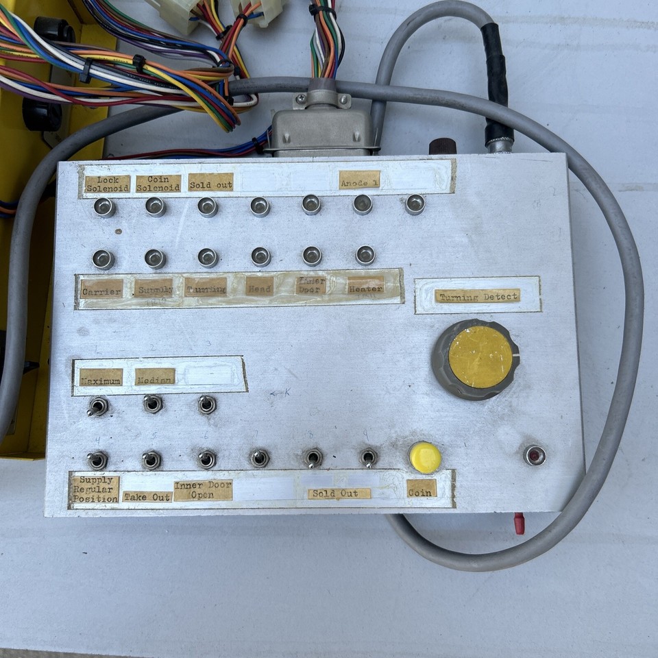 Unknown Chuck E. Cheese Character Controller? Game Arcade Game Pcb ...