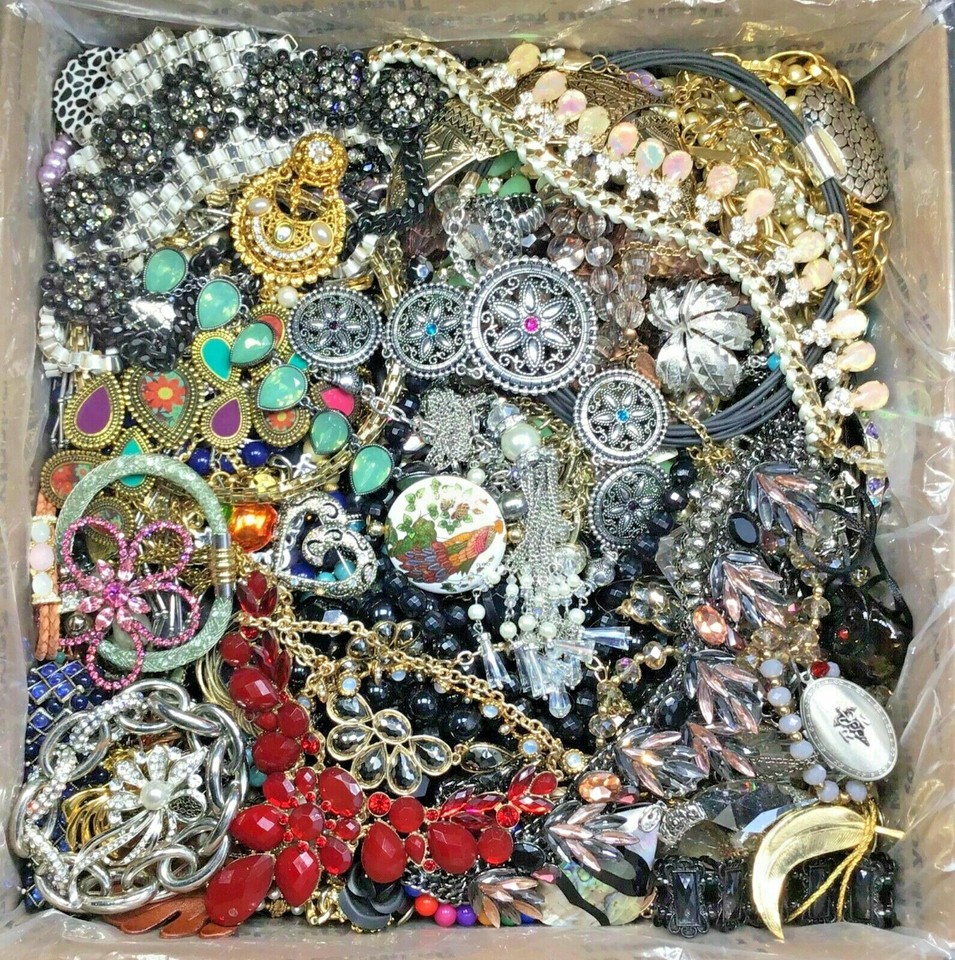 Craft Art Junk Jewelry Lot 3 Pounds Beads Tangle Chains Brooch Necklace ...