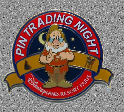 DLP Doc Pin Trading Night Pin Snow White LE 400 - DISNEY | eBay