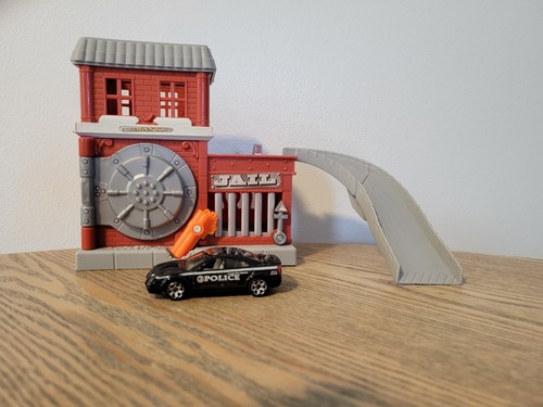 2006 MATCHBOX BANK ALARM PLAYSET SET (K7783) | eBay