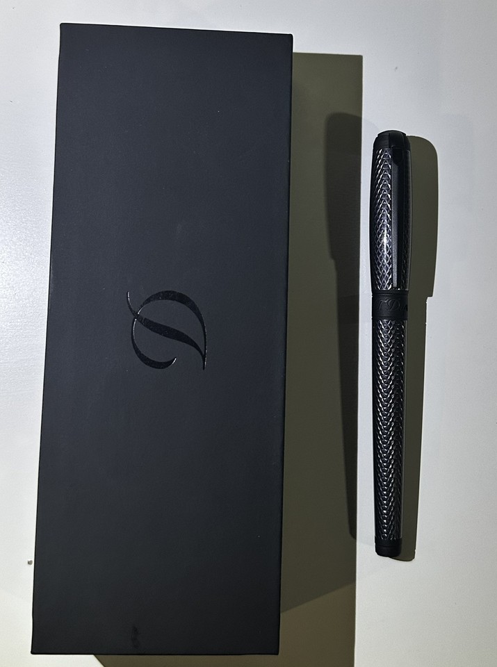 S.T. Dupont Line D Velvet Firehead Guilloché Graphite Fountain Pen 14K ...