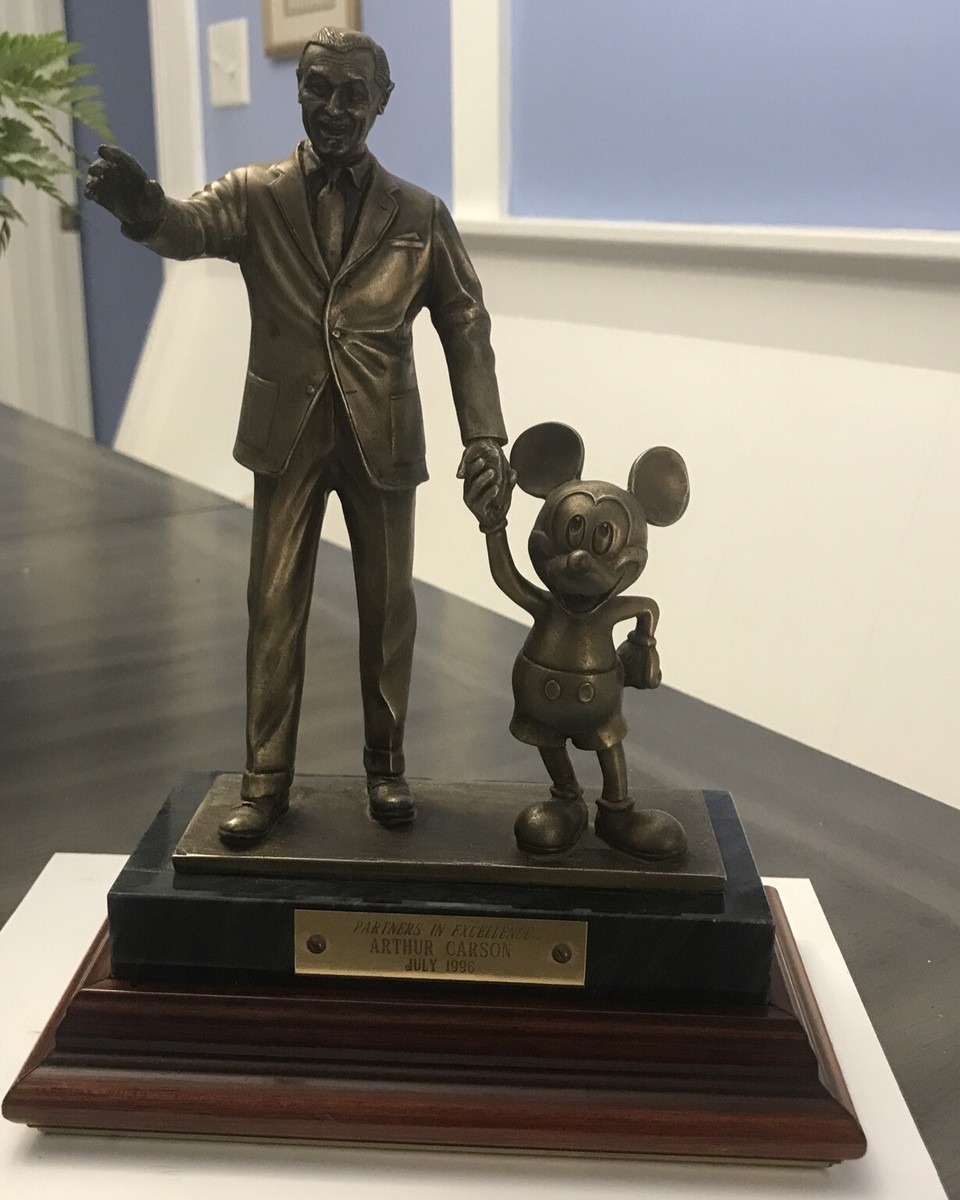 Statue De Walt Disney Et Mickey Mouse Walt Disney Statue "Partners" In
