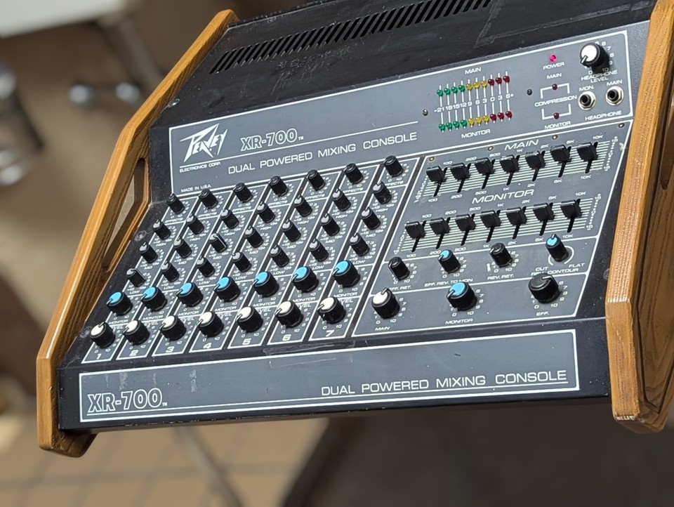 Vintage Peavy Audio Lot. XR-700 Dual Mixing console CS-400 Amp Tri-Flex ...