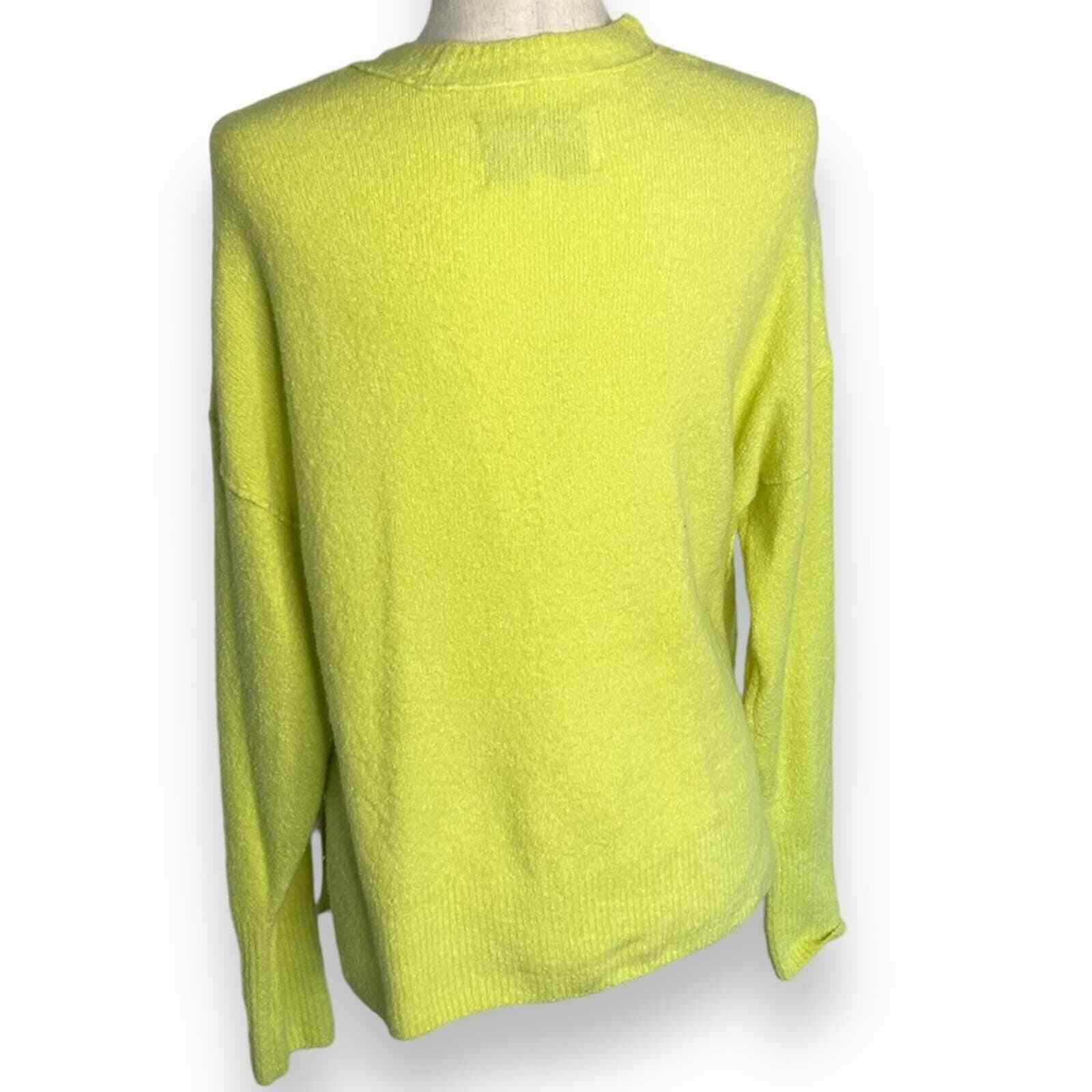 Pistola Darya Cashmere Blend Key Lime Drop Shoulder S… - Gem