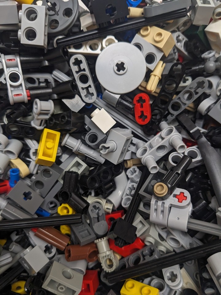 600pcs LEGO TECHNIC Small Mix Bricks Friction Pins Axles Connectors ...