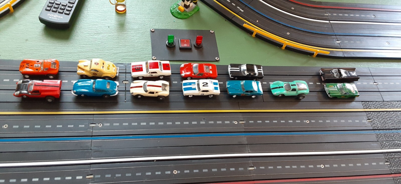 AURORA MODEL MOTORING HO RACE TRACK | eBay