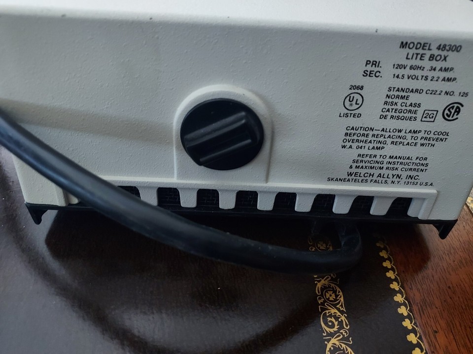 Welch Allyn 48300 Lite Box with Adjustable Flexible Fiber Optic Exam ...