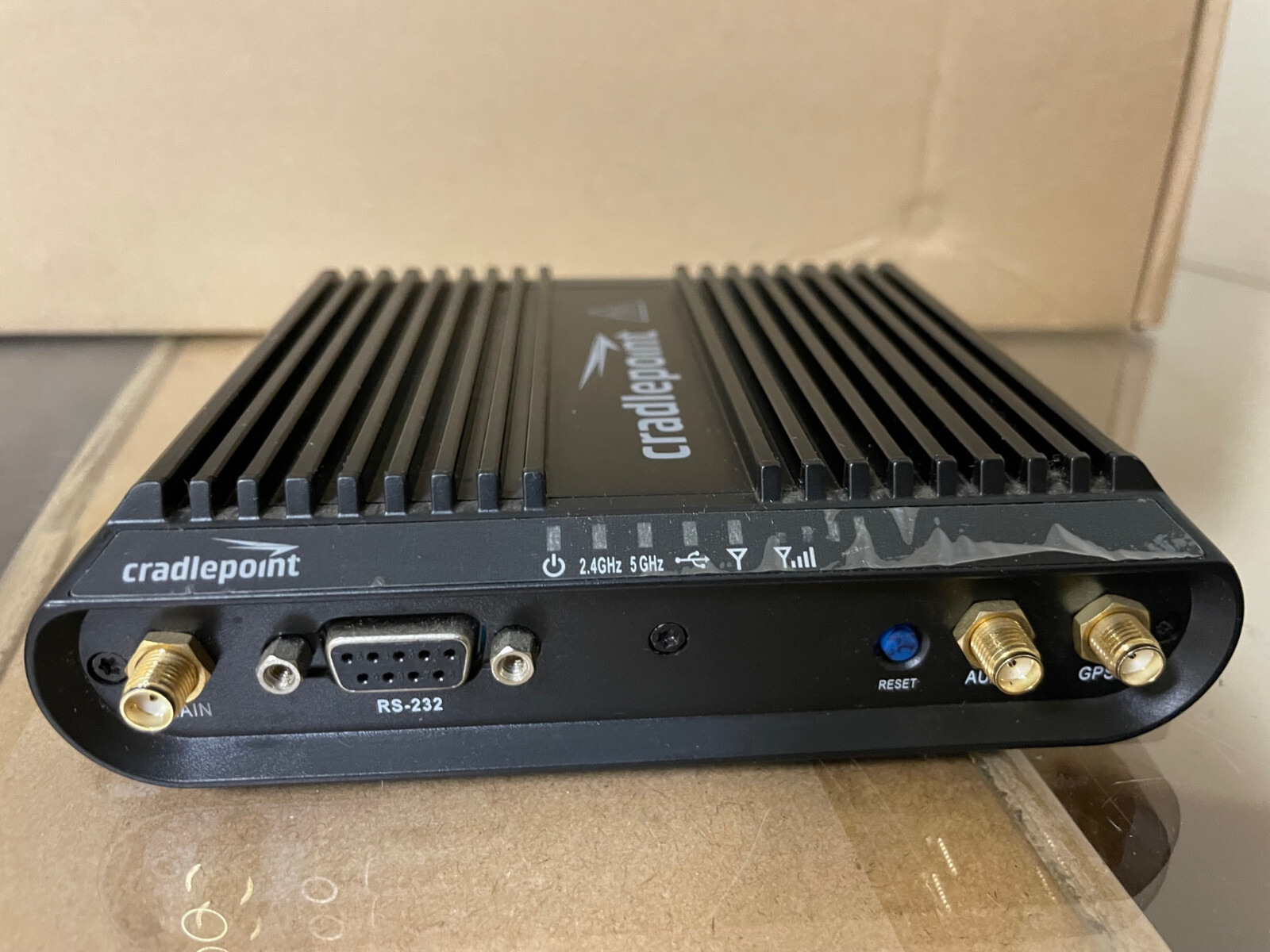 CradlePoint IBR1100LPE IBR1100LPE 3G 4G LTE HSPA+ WiFi Dual-Band Router ...