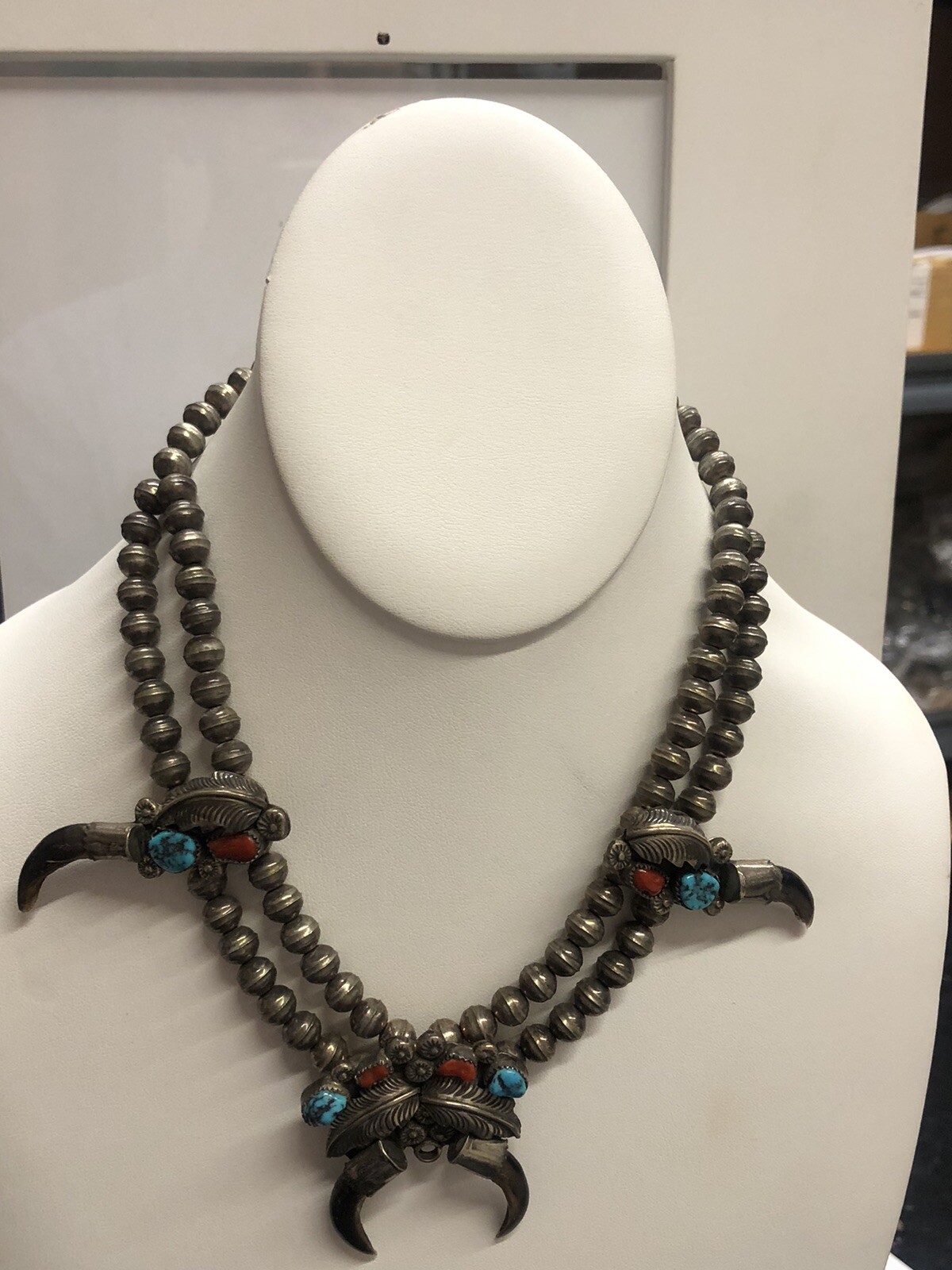 Native American Navajo Coyote Claw Squash Silver - Gem