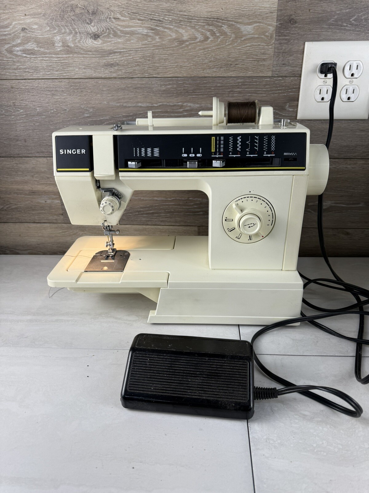 Vintage SINGER 6212C Sewing Machine, Works, w/foot pedal | eBay