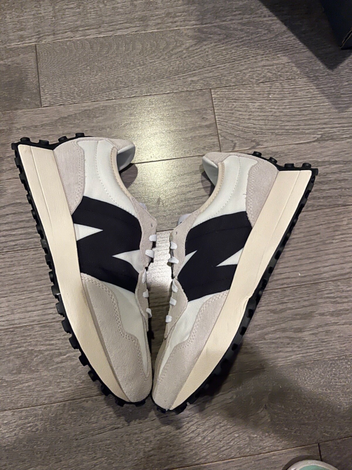 New Balance 327 Women's Size Sneakers Casual Shoes White Black WS327FE ...