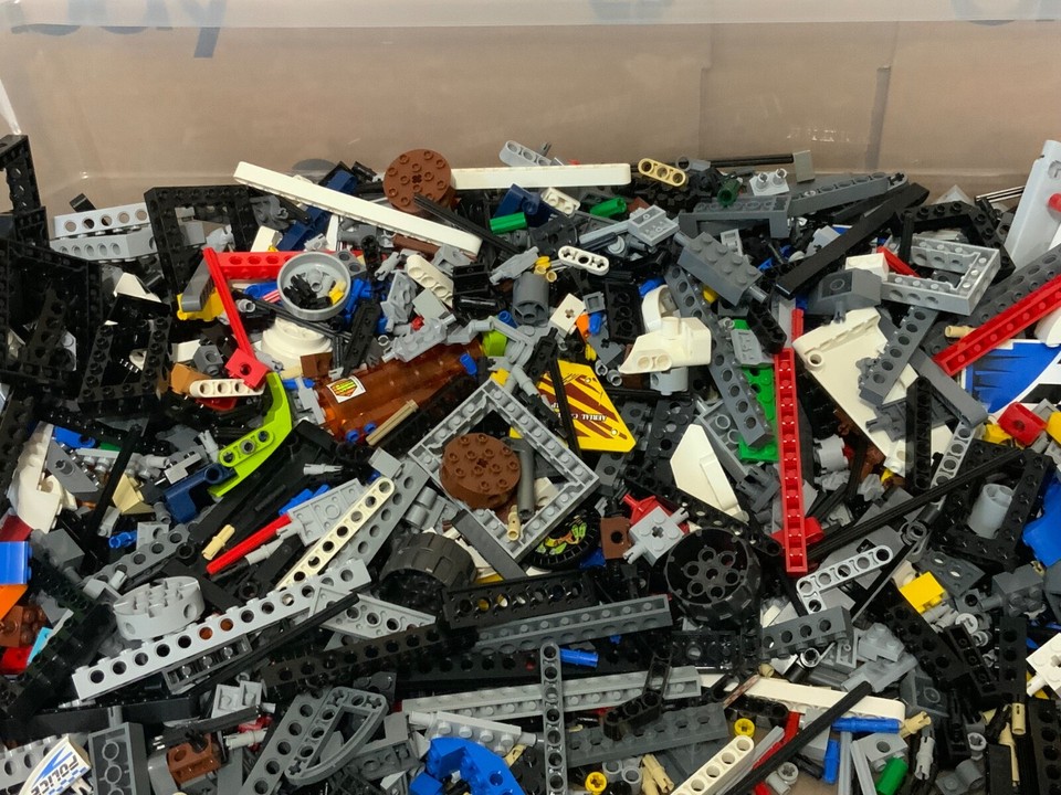 Lego Technic - 150 Bulk Part Lot - Mindstorms NXT RCX Bricks Axles Pins ...