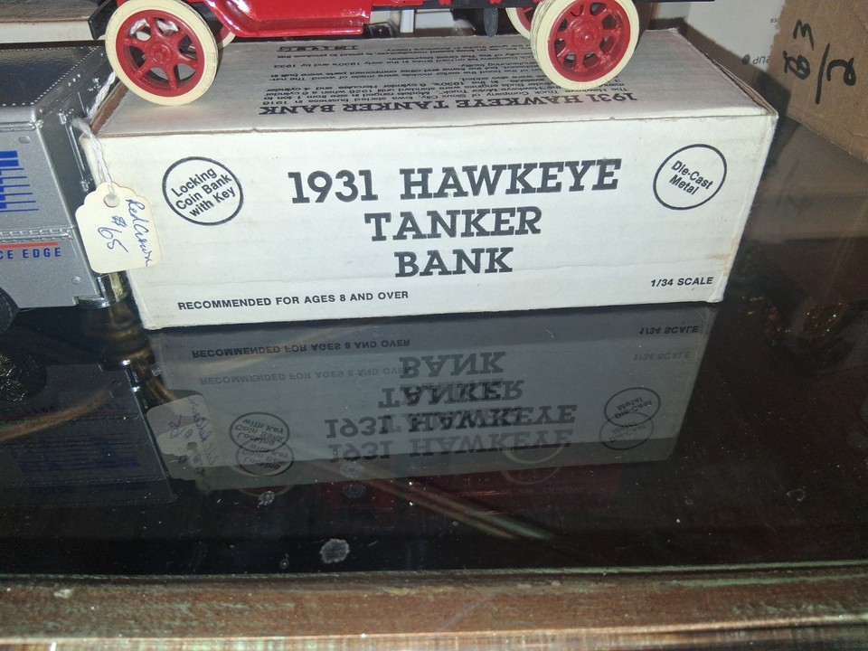 Vintage ERTL Die-Cast Toy Truck Bank Lot Of 31 Pcs Advertising Models W ...