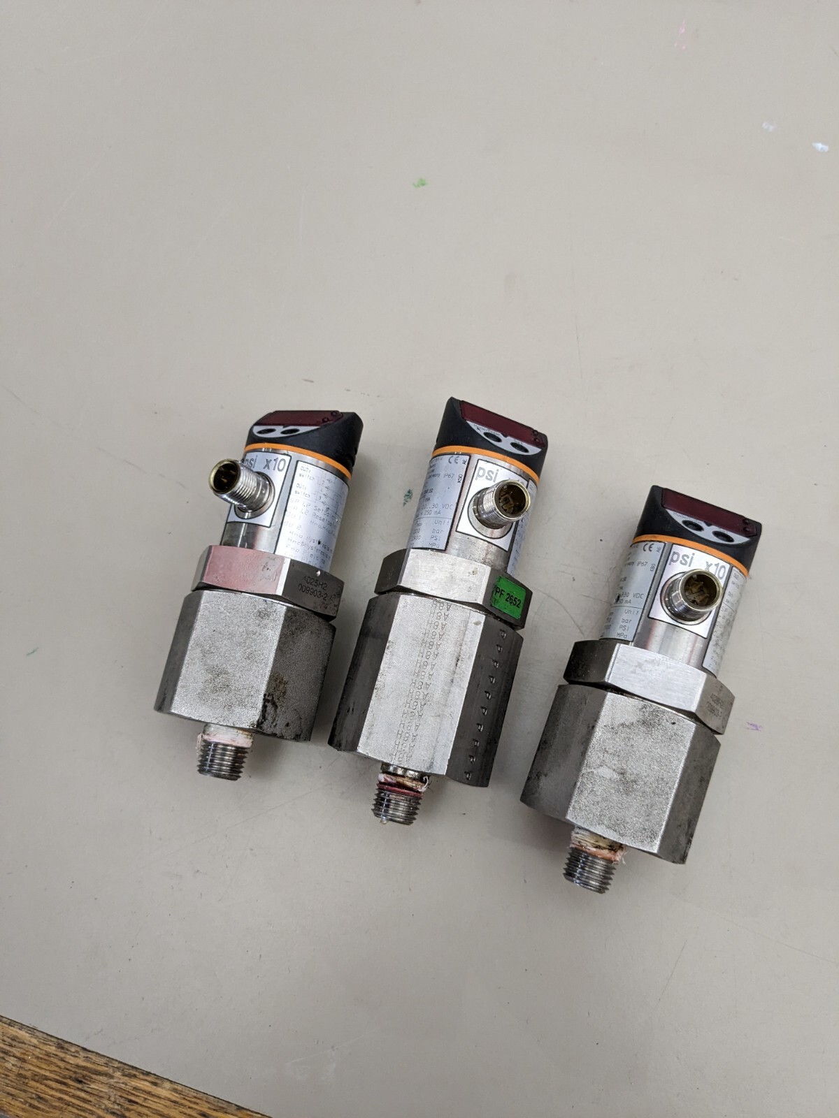 1x IFM PF2652 100 bar pressure transducer 1450 psi rating 650 bar burst ...