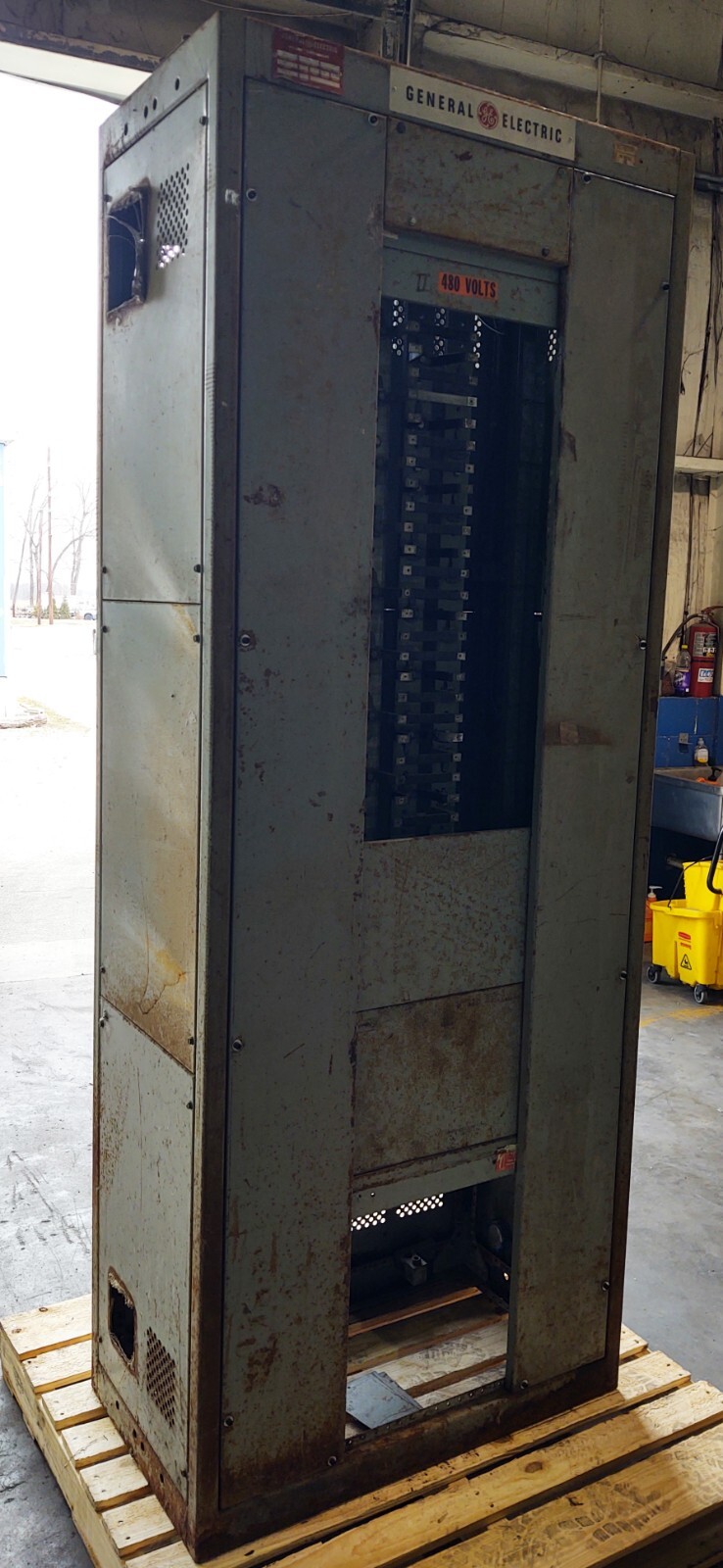🔥 General Electric GE AV LINE Switchgear 1200 Amp 480 Volt Breaker Box ...