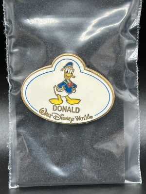 Donald Duck - WDW Name Tag - Mystery Pin-LE | eBay