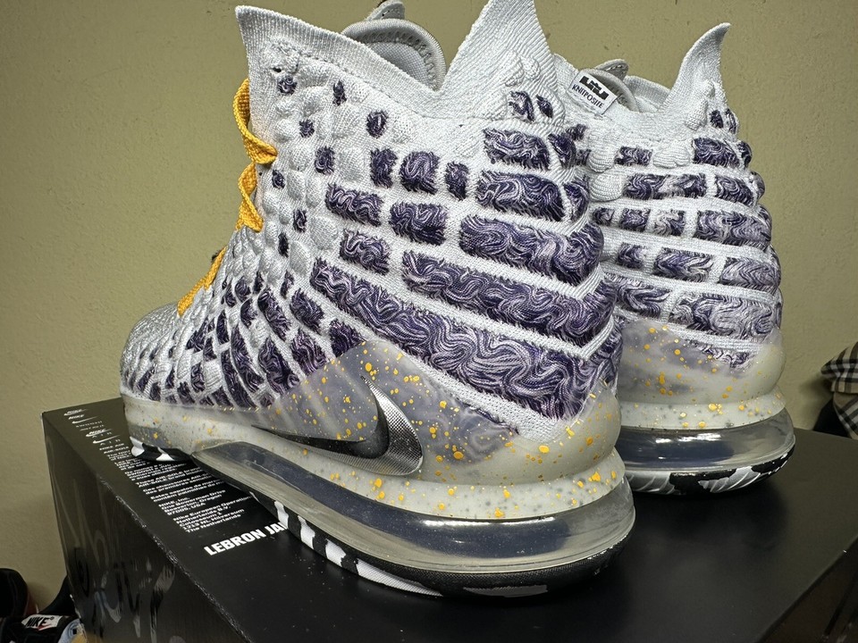 NEW Nike LeBron XVII (17) NBA 2K20 Bron 2K Playoffs Men’s 12.5/14W ...