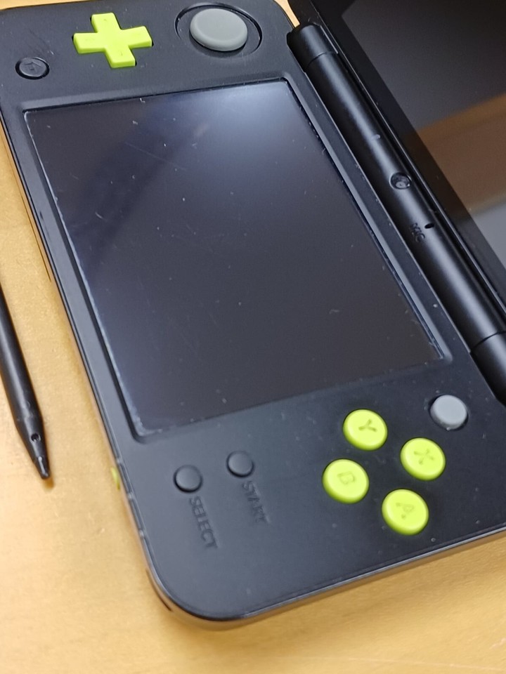 Nintendo 2DS XL Grün Green Black Schwarz Gameboy Handheld Konsole Stift ...