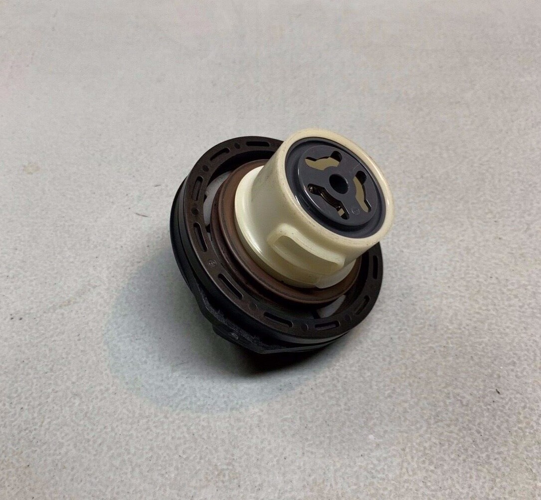 Volvo Gas Cap Fuel Tank 31261589 C30 C70 S40 V50 OEM | eBay