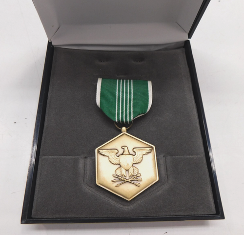 US Army Commendation Medal Full Size Case Military Merit Gold Eagle ...