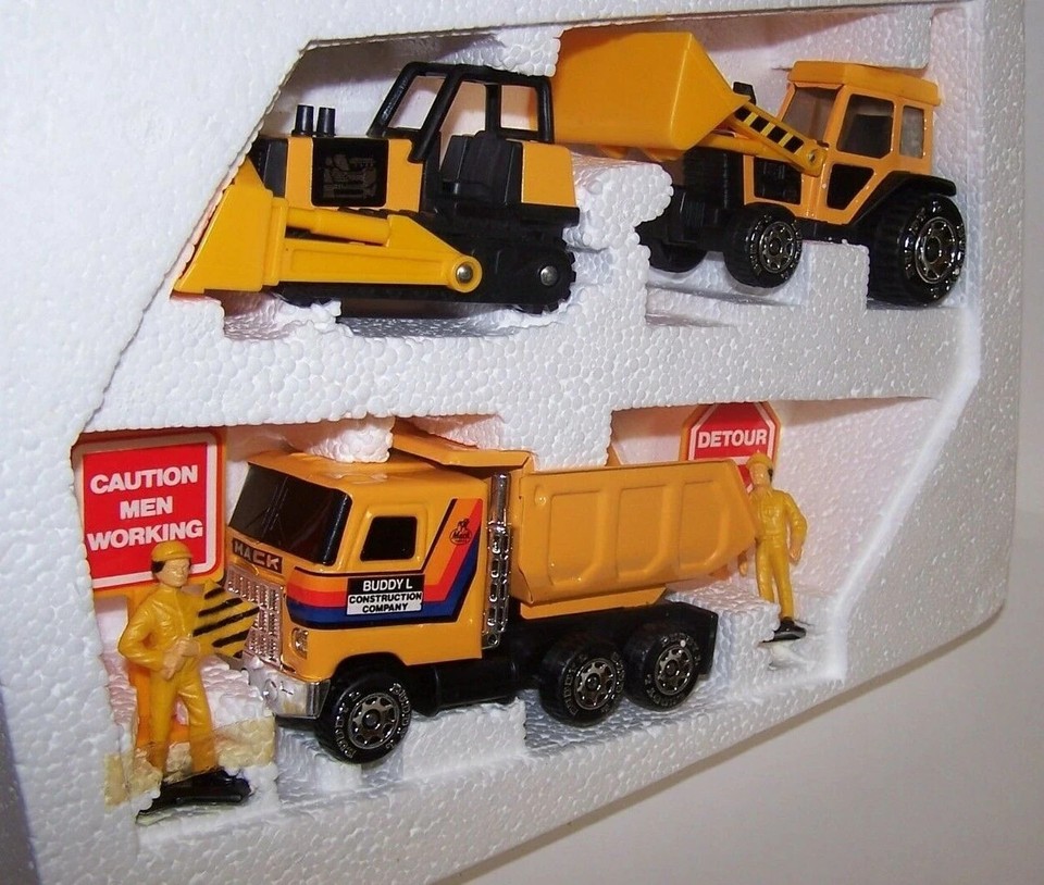 Buddy L Construction SET- 7 Pieces Tough w/ Steel Figures & Signs NIB ...
