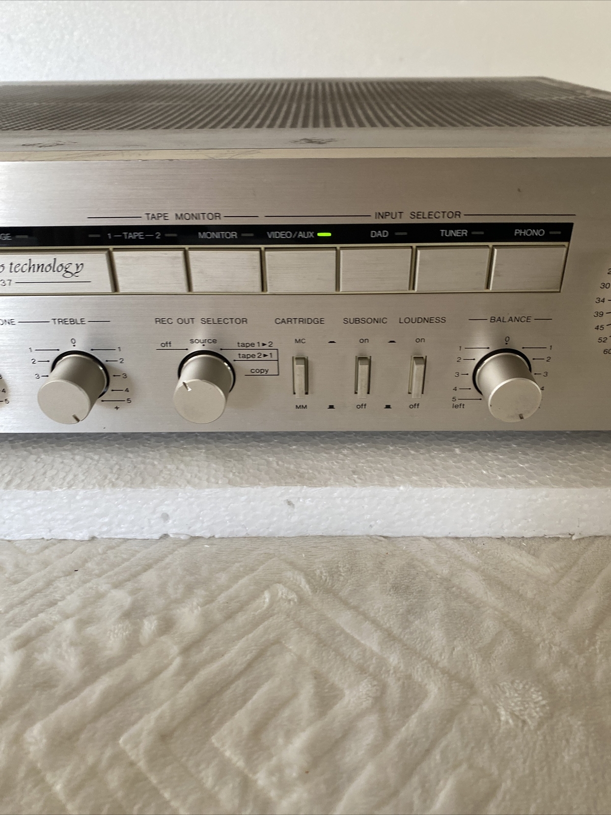 Denon PMA-737 Pre-Main Amplifier Made In Japan Rare In This Color | eBay
