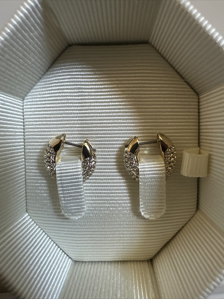 Swarovski Dextera Hoop Earrings, Pavé, Small, White, Gold-Tone Plated ...