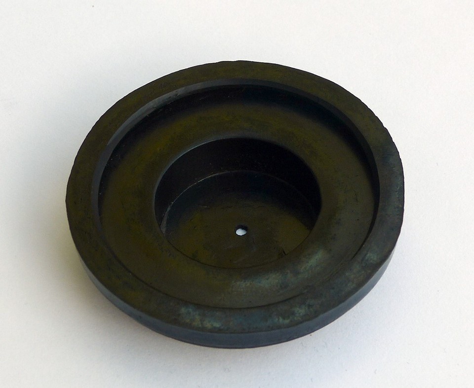 Triumph Spitfire GT6 TR4A TR250 TR5 TR6 Vented Fuel Filler Cap Seal ...