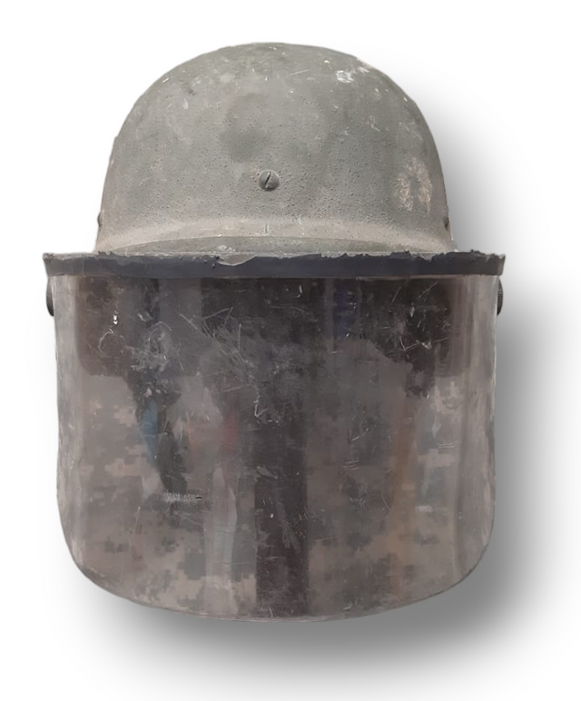 Canadian Armed Forces Prototype Barrday P2 Riot Helmet | eBay