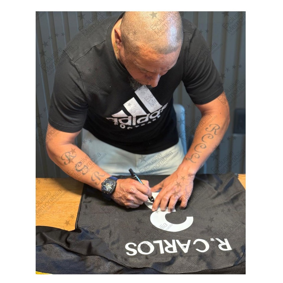 Roberto Carlos Signed Real Madrid 1999-00 Away Soccer Jersey. Standard ...