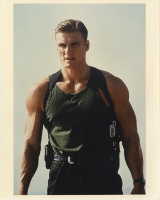 Dolph Lundgren Showdown in Little Tokyo Muscular Beefcake Vintage 8x10 ...