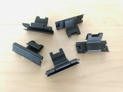 LOT OF 5 NEW GENUINE BMW WINDOW CLIP FOR OUTSIDE COVERS 51418225552 | eBay