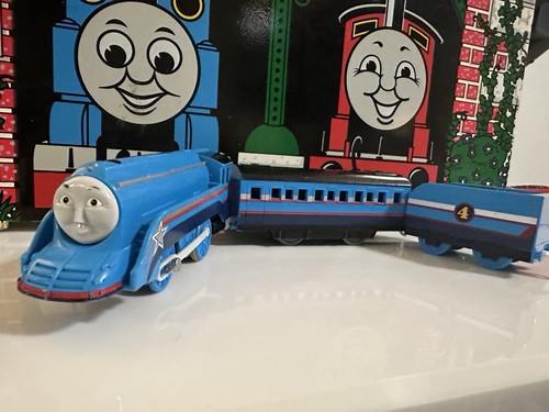 Thomas & Friends Trackmaster Shooting Star Gordon Tender Coach TOMY ...