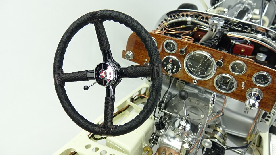 Mercedes-Benz 720 SSKL Rolling Chasis (Museum Quality Masterpiece) 1:5 ...