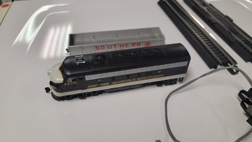Athearn Norfolk Southern f7 a locomotive train engine HO scale rtr ...