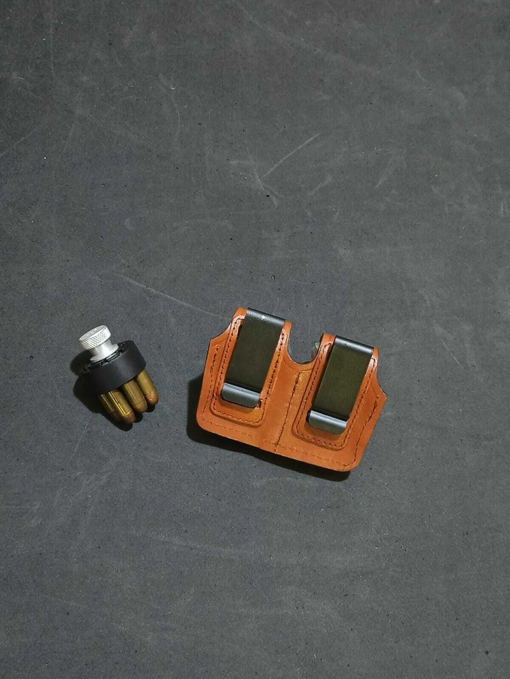 KM005-44 Leather Double Speedloader Pouch with Belt Clip For 44 Magnum ...