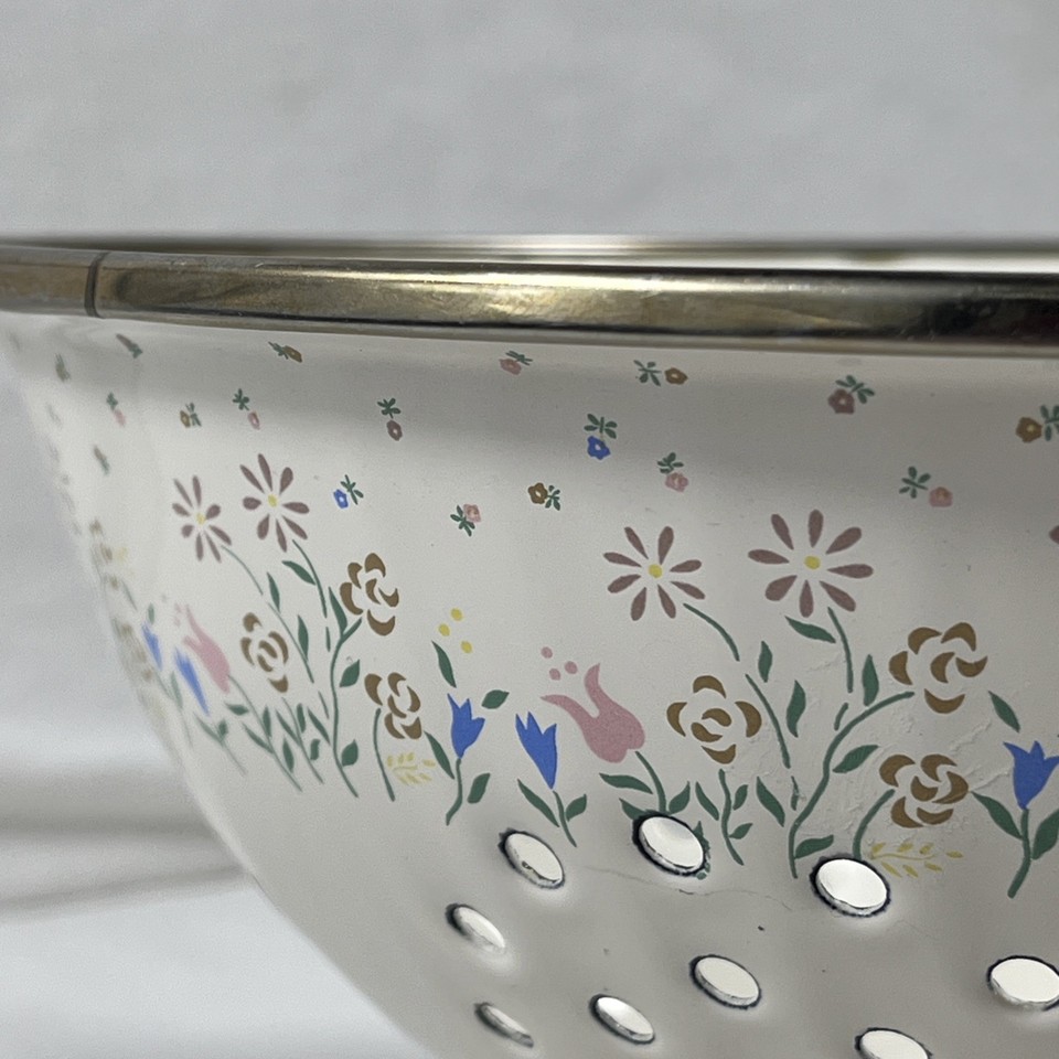 Vintage Enamel Colander By The Cook's Bazaar White With Floral Gold ...
