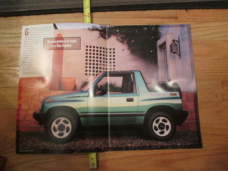 1995 Geo Tracker Car SUV auto Dealer showroom Sales Brochure catalog | eBay